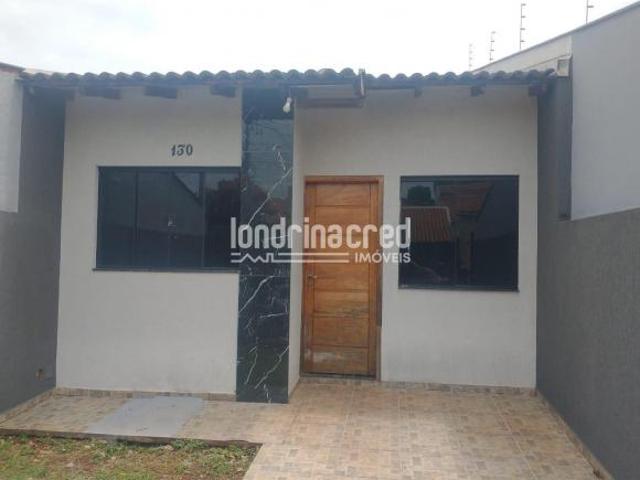 Casa Assobradada à Venda no Jardim Bavária 2 Quartos, Porão com Potencial, Ótima Localização Próxim