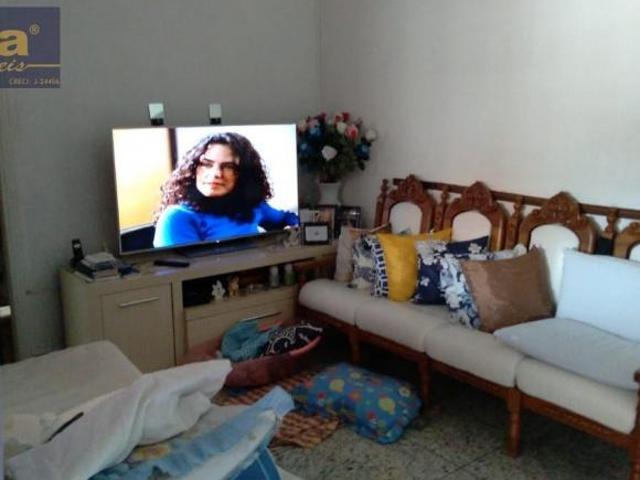 Casa assobradada à venda no Jardim D&apos Abril, Osasco, 119m², 3 dorms
