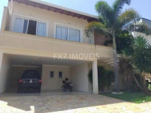 Casa assobradada à venda no Swiss Park Campinas