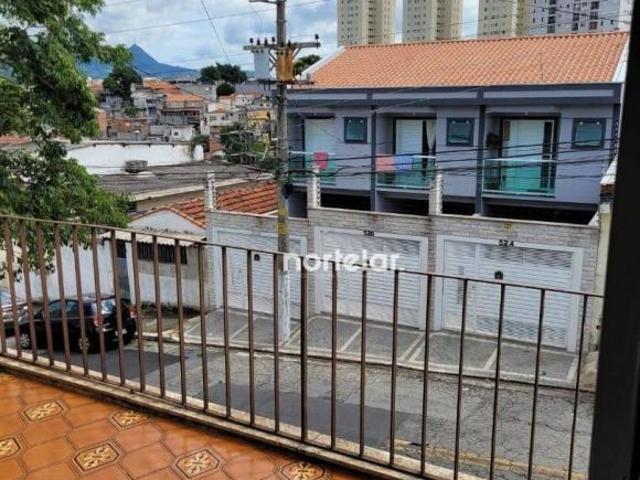 Casa assobradada à venda no Parque São Domingos