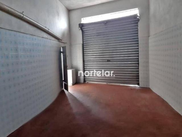 Casa assobradada à venda no Parque São Domingos