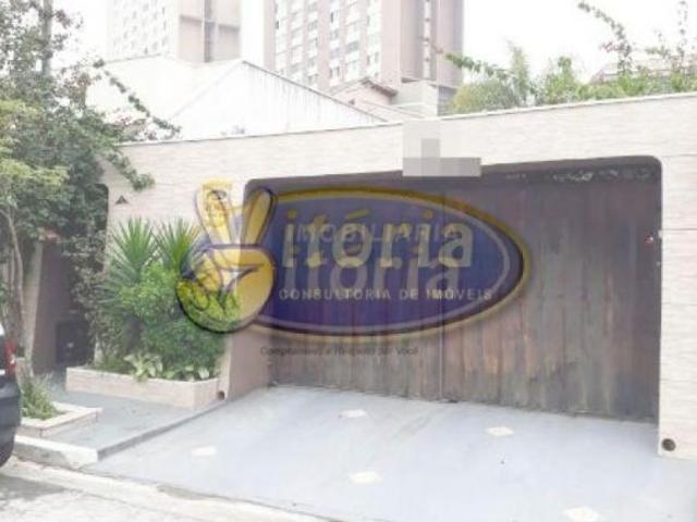 Casa assobradada a venda no Parque Terra Nova SBC