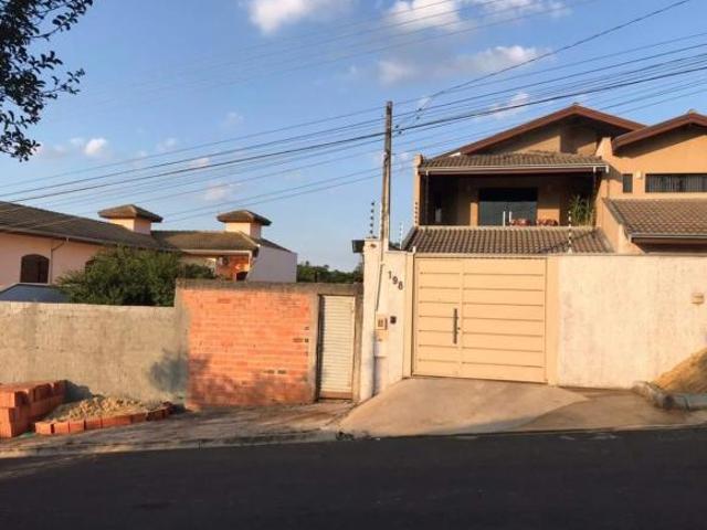 Casa assobradada à venda no Residencial De Lorenzi – Boituva/SP
