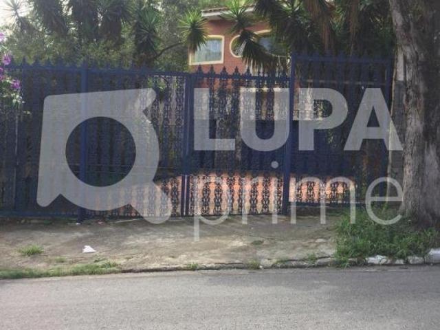 Casa assobradada à venda no Tucuruvi!