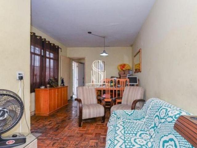 Casa assobradada à venda na Lapa de de 120m² com 2 dormitórios e 2 vagas de garagem Casa assobradada