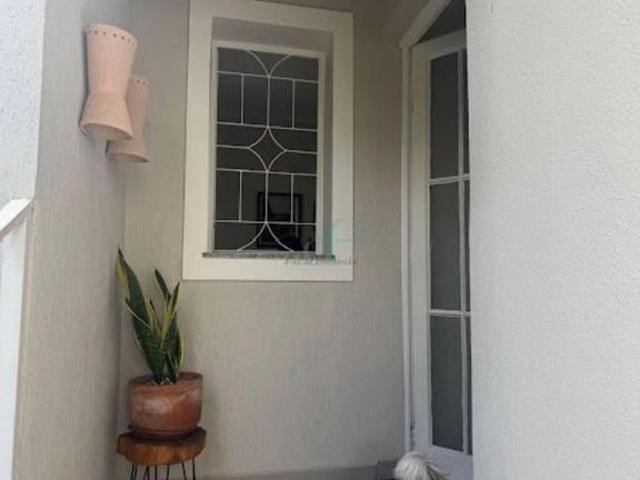 Casa Assobradada à Venda, Paquere Próximo ao Shopping Valinhos/SP