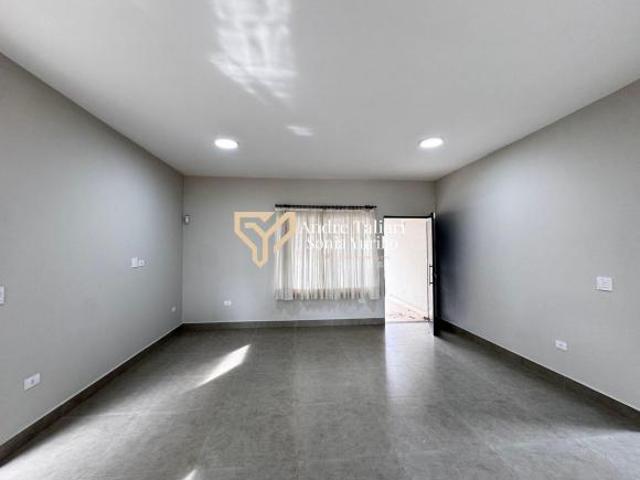 Casa Assobradada a venda Reformada 3 dormitórios 1 suíte piscina churrasqueira