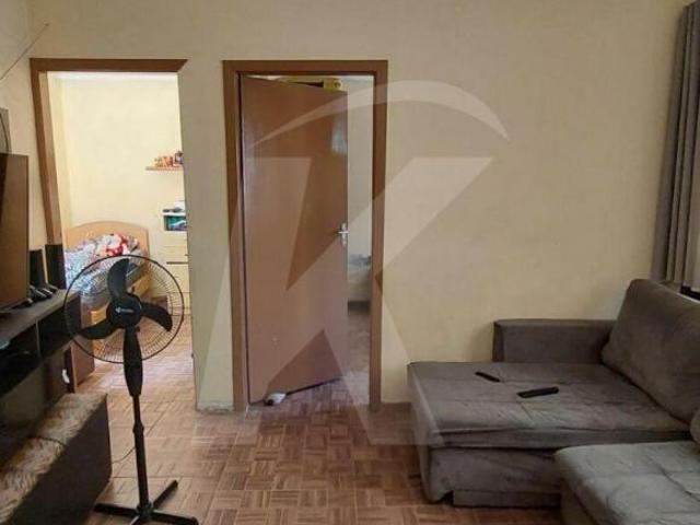 Casa assobradada antiga em terreno de 440 m² na Vila Gustavo