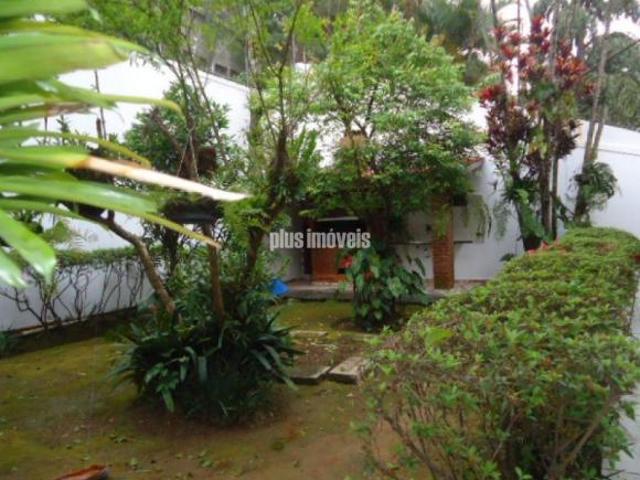 Casa Assobradada com 4 Dormitórios 2 Suites 4 Vagas no Morumbi