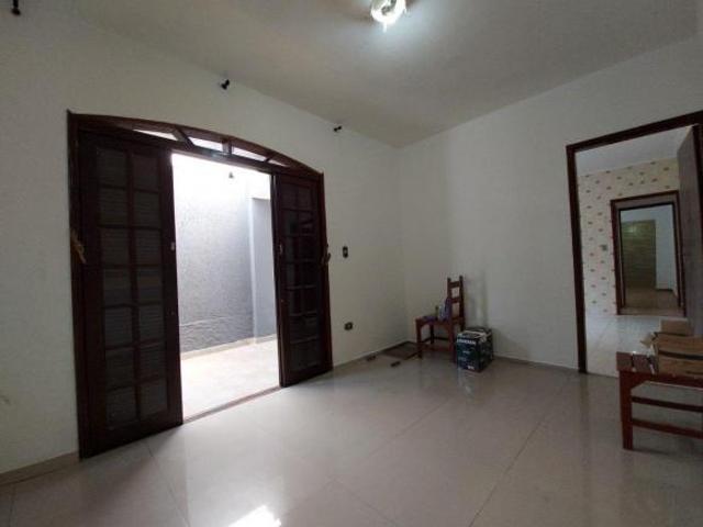 Casa Assobradada com 2 dormitórios 140 m² Demarchi