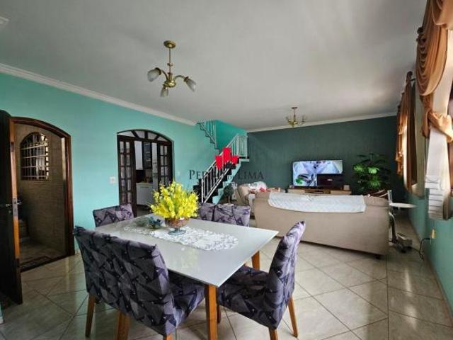 Casa Assobradada com 2 dormitórios, 2 vagas, 133 M² na Penha