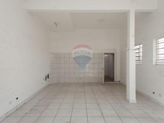 Casa Assobradada com 3 dormitórios e Ponto Comercial na Freguesia do Ó