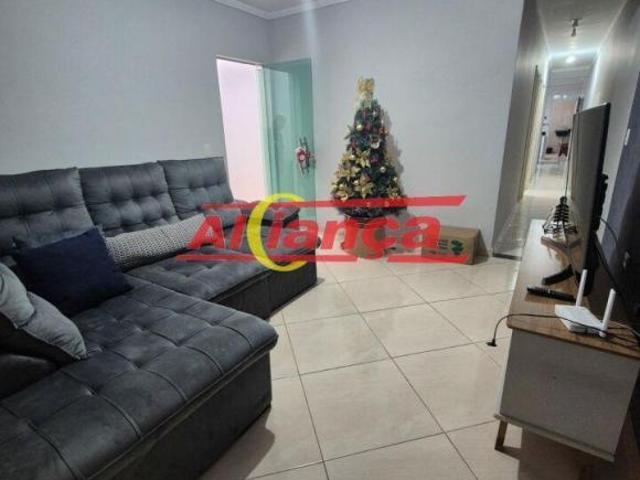 CASA ASSOBRADADA, COM 3 QUARTOS, SENDO 1 SUITE 3 VAGAS JARDIM OLIVEIRA l
