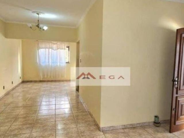Casa assobradada, com 3 quartos, sendo 1 suíte, edícula com churrasqueira em Valinhos/SP