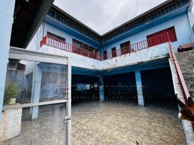 Casa Assobradada com 3 quartos parque esmeralda