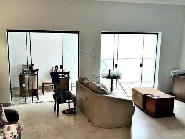 CASA ASSOBRADADA COM 3 SUITES SENDO 1 CLOSET  LEAO  SOROCABA  CENTRO