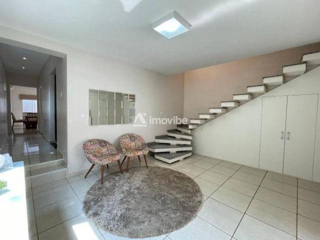 Casa assobradada com dois dormitórios no Centro da cidade de Santa Bárbara D&apos Oeste
