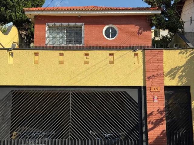 Casa assobradada com edícula nos fundos Alto da Lapa à venda!