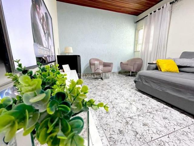 Casa assobradada com edícula, 3 dormitórios, 4 vagas e 5 banheiros no Cangaíba