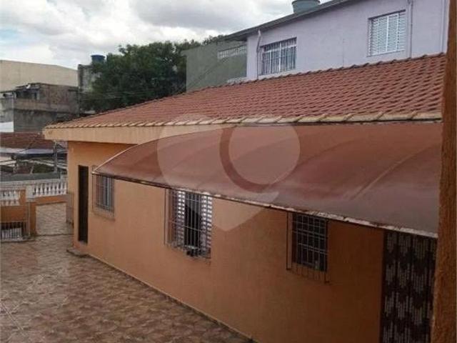 Casa Assobradada com Edícula, 3 Quartos e Churrasqueira – 270m² SP