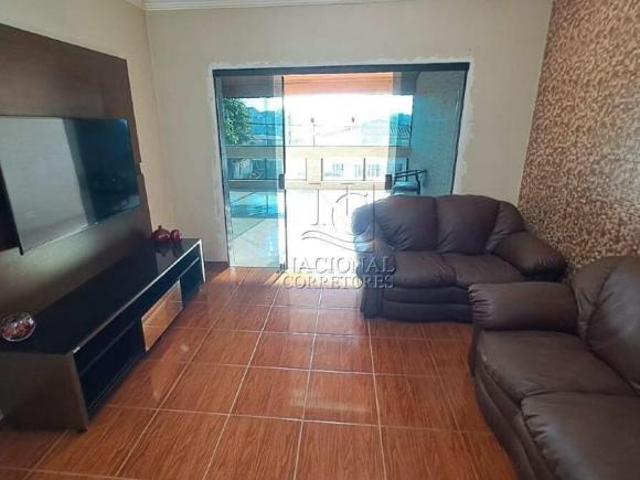 Casa assobradada de 135m² á venda no Jardim Santo Alberto