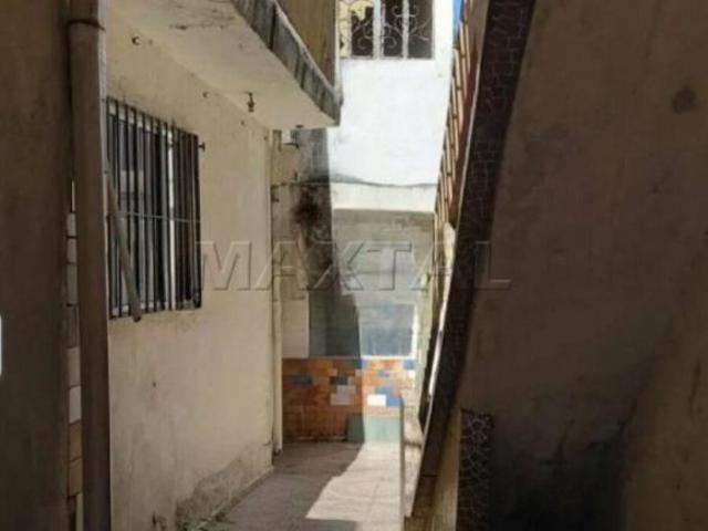 Casa Assobradada disponível para venda, de 149 m², com 3 quartos e 2 vagas, na Vila Celeste