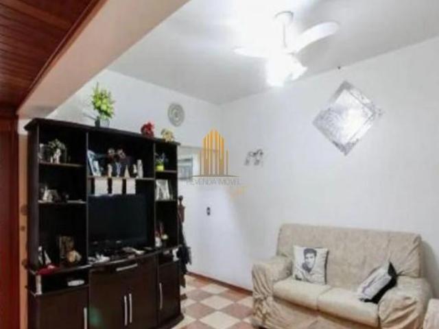 CASA ASSOBRADADA EM JABAQUARA DE 189m² COM 3 QUARTOS, 2 SUITES, QUINTAL E 2 VAGAS Á VENDA