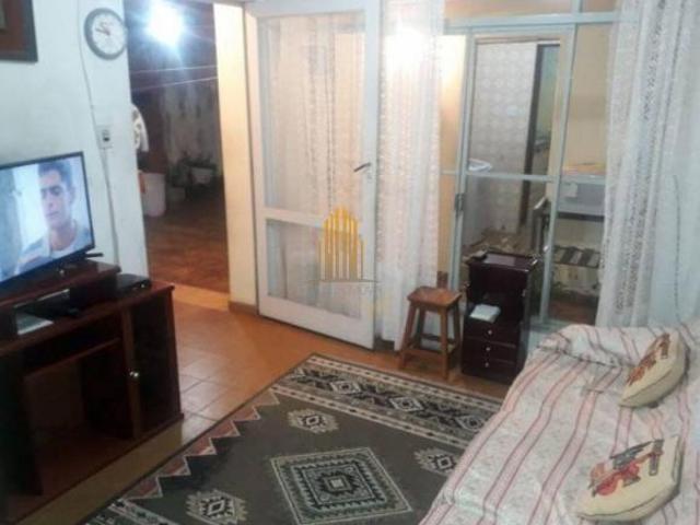 CASA ASSOBRADADA EM PERDIZES, DE 220m² COM 3 QUARTOS,1 SUITE E 2 VAGAS Á VENDA