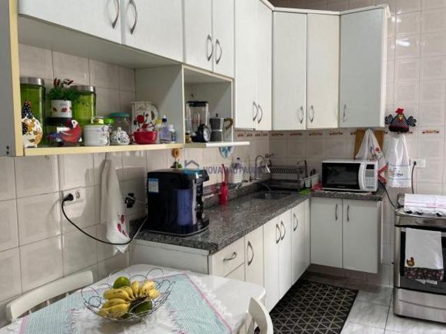 Casa assobradada Jardim da Glória, 3 suítes e 2 vagas