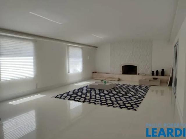 Casa assobradada jardim guedala sp