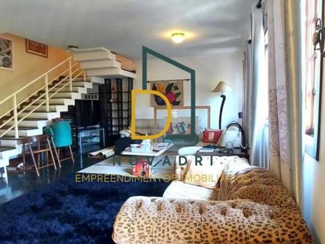 Casa assobradada localizada no bairro da Água Fria São Paulo
