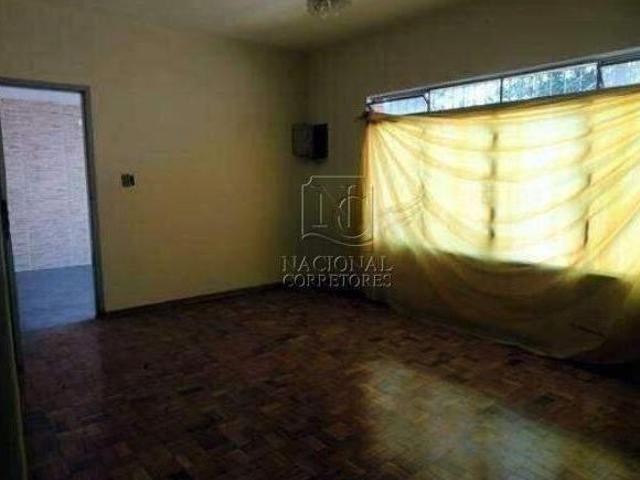 Casa assobradada para venda no Bairro Campestre – 2 dormitórios, terraço com churrasqueira