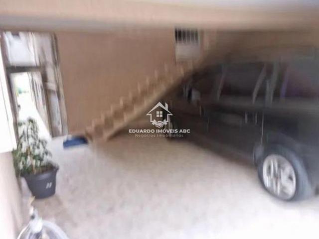 Casa Assobradada para Venda no bairro Canhema, 2 vagas na garagem