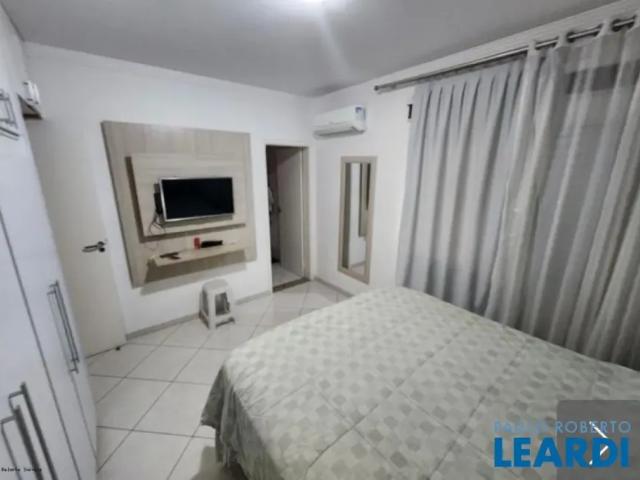 Casa assobradada parque da represa sp