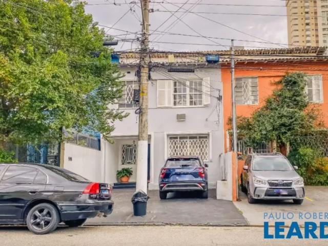 Casa assobradada perdizes sp