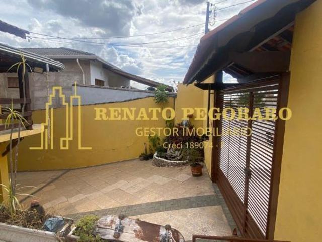 Casa Assobradada Próxima ao Lago do Taboão