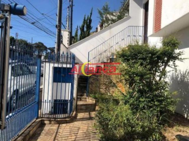 casa assobradada rm jardim santa mena com 3 quartos e banheiros otima oportunidade