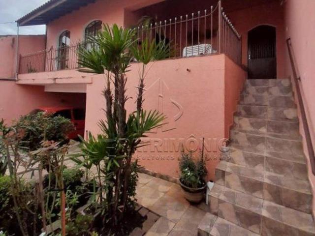 CASA ASSOBRADADA SÃO PAULO COM 3 QUARTOS SENDO 1 SUITE