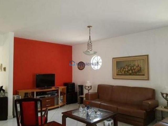 Casa Assobradada Vila Moinho Velho 249m²