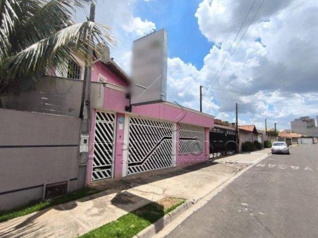 CASA ASSOBRADADA WANEL VILLE COM 2 QUARTOS SENDO 1 SUITE