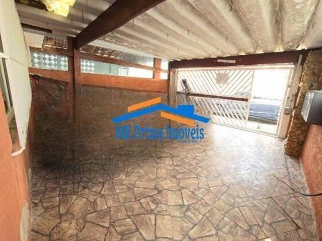 Casa Assobradada 150m² no Jardim das Flores