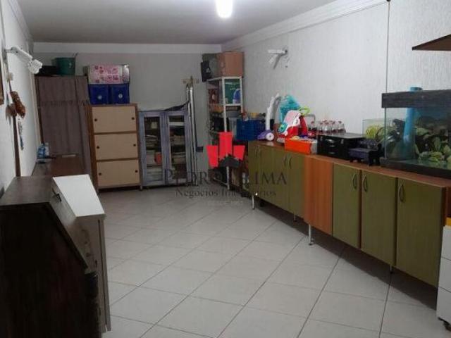 Casa Assobradada 295 m², 3 quartos suítes, 5 vagas na Vila Carrão