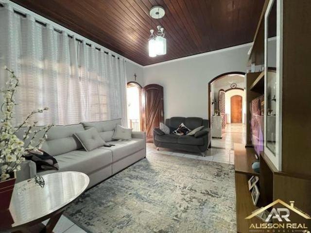 Casa Assobradada 212m²| 3 Quartos| Churrasqueira| 3 Vagas Umuarama/Osasco