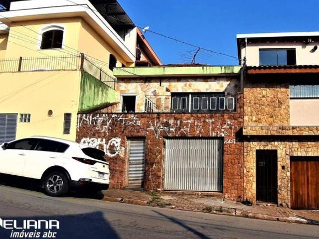 Casa Assobradada 2 quartos 2 vgs JD. Stella Sto André R$580 MIL