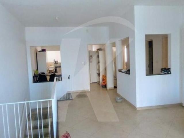 Casa assobradada, 3 dormitórios sendo 1 suíte e 5 vagas na Vila Maria!