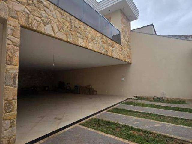 Casa Assobradada 3 Quartos e 9 Vagas, no Quitauna, Osasco SP