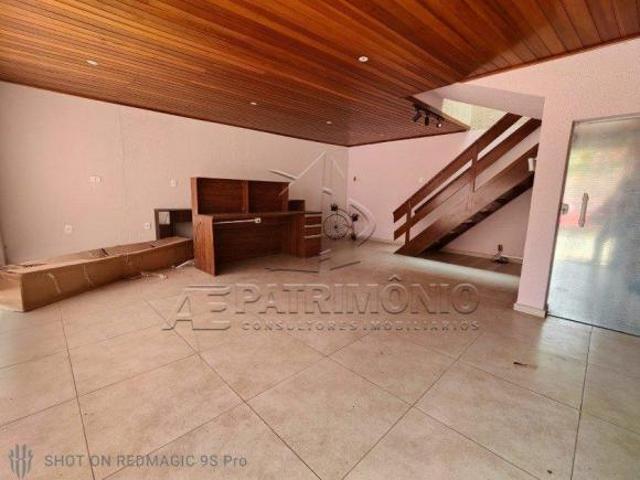 CASA ASSOBRADADA 3 QUARTOS SENDO 1 SUITE SIMUS