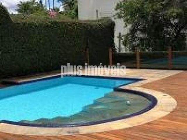 Casa Assobradada 4 Dormitórios 4 Suites 5 Vagas no Morumbi