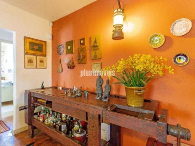 Casa Assobradada 4 Quartos 3 Suítes 2 Vagas no Campo belo