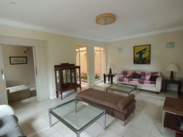 Casa Assobradada